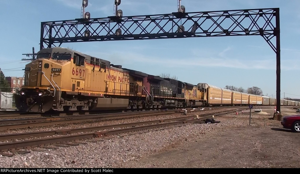 UP 6697, 6171 & 3795